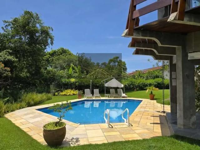 Casa / Sobrado em Condomínio para Venda em Ubatuba/SP Toninhas 4 Quartos