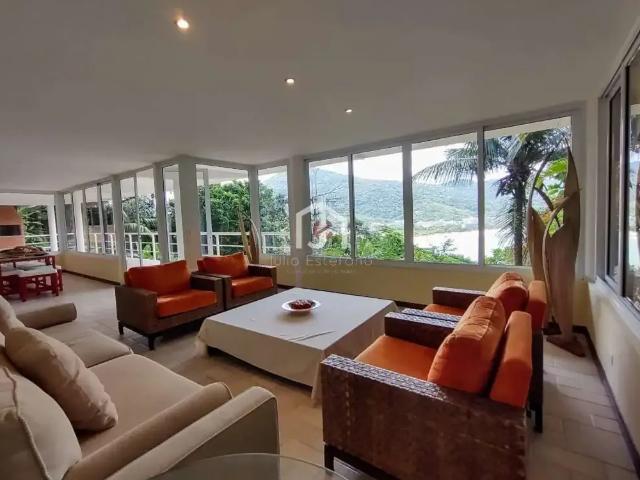 Casa / Sobrado em Condomínio para Venda em Ubatuba/SP Toninhas 5 Quartos