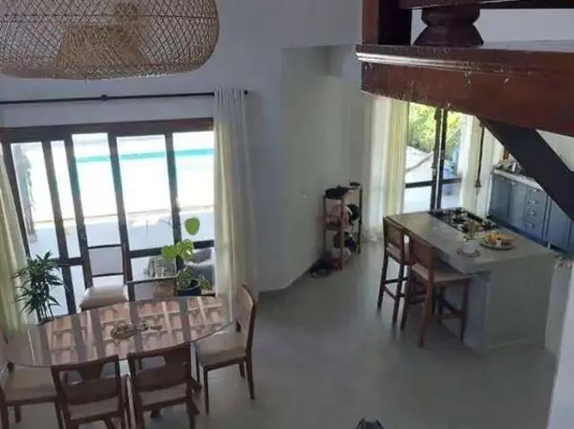 Casa / Sobrado em Condomínio para Venda em Ubatuba/SP Horto 4 Quartos