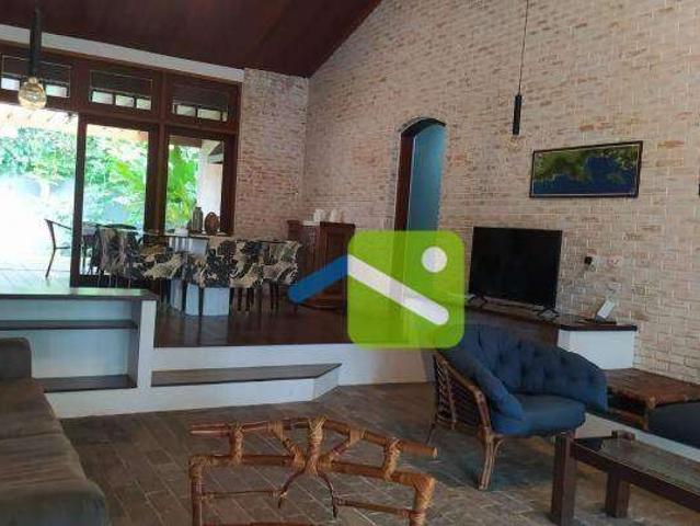 Casa / Sobrado em Condomínio para Venda em Ubatuba/SP Lázaro Praia Domingos Dias 4 Quartos