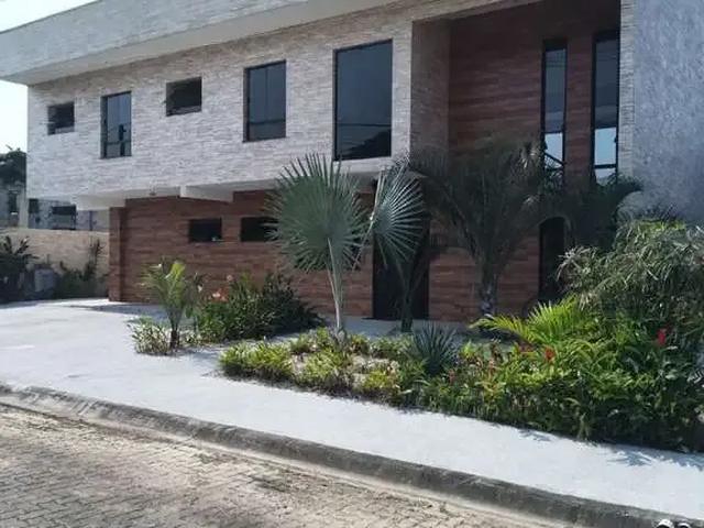 Casa / Sobrado em Condomínio para Venda em Ubatuba/SP Mato Dentro 4 Quartos