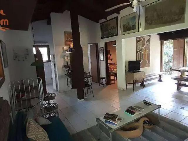 Casa / Sobrado em Condomínio para Venda em Ubatuba/SP Praia Brava 3 Quartos