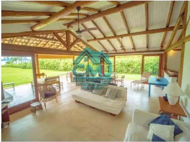 Casa / Sobrado em Condomínio para Venda em Ubatuba/SP Praia Brava 3 Quartos