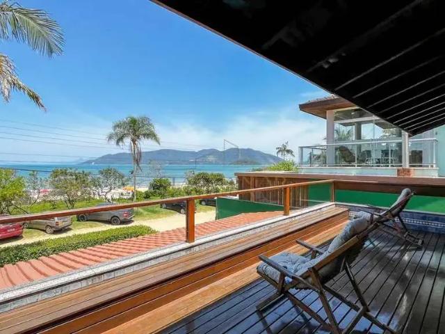 Casa / Sobrado em Condomínio para Venda em Ubatuba/SP Praia da Lagoinha 4 Quartos