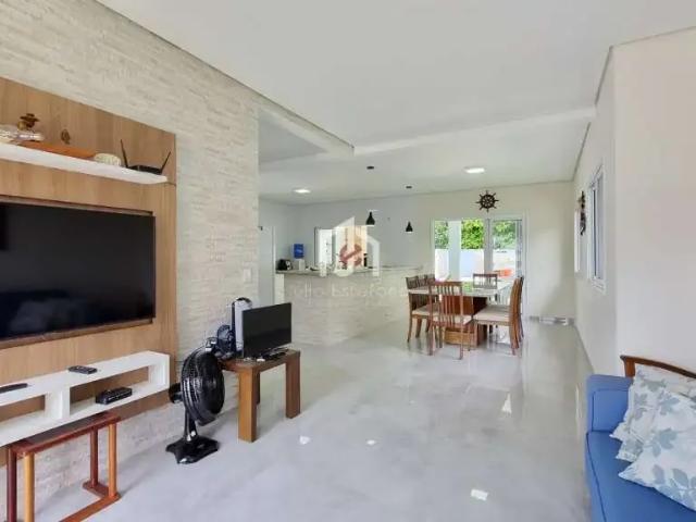 Casa / Sobrado em Condomínio para Venda em Ubatuba/SP Praia da Lagoinha 4 Quartos