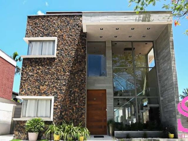 Casa / Sobrado em Condomínio para Venda em Ubatuba/SP Praia da Lagoinha 5 Quartos