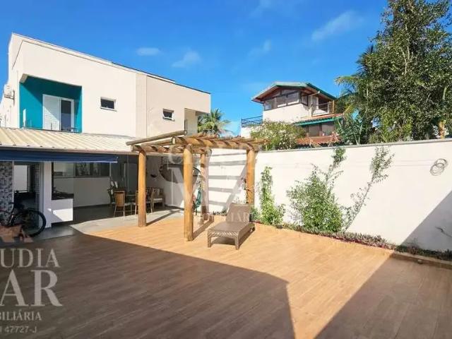 Casa / Sobrado em Condomínio para Venda em Ubatuba/SP Praia da Lagoinha 3 Quartos