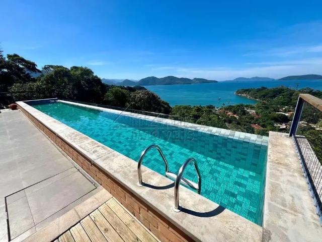 Casa / Sobrado em Condomínio para Venda em Ubatuba/SP Praia do Pulso 4 Quartos