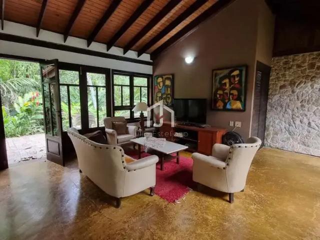 Casa / Sobrado em Condomínio para Venda em Ubatuba/SP Prumirim 4 Quartos