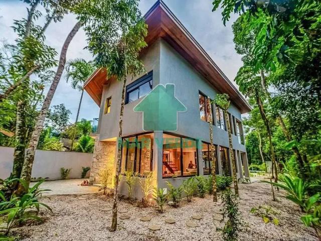 Casa / Sobrado em Condomínio para Venda em Ubatuba/SP Prumirim 4 Quartos