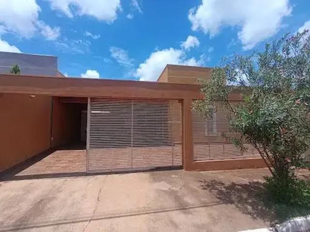 Casa / Sobrado em Condomínio para Venda em Uberaba/MG Vila Arquelau 2 Quartos