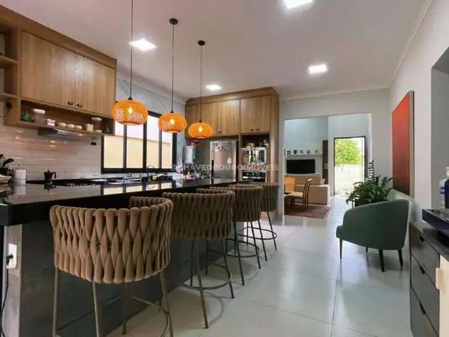 Casa / Sobrado em Condomínio para Venda em Uberaba/MG Estância dos Ipês 3 Quartos