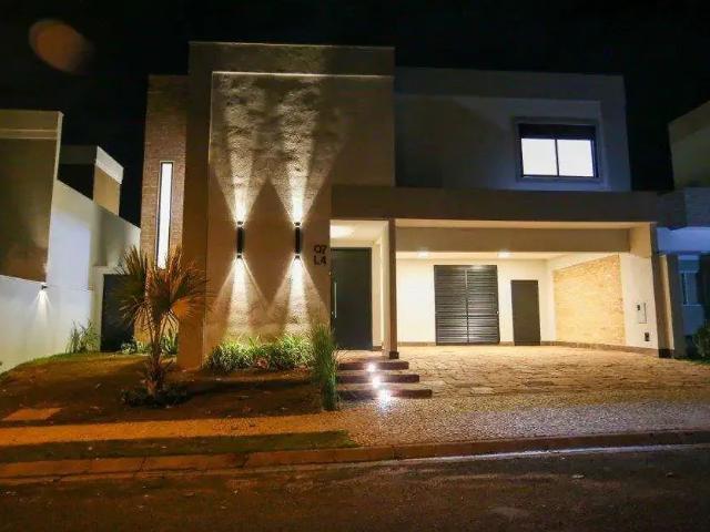 Casa / Sobrado em Condomínio para Venda em Uberaba/MG Jardim do Lago 4 Quartos