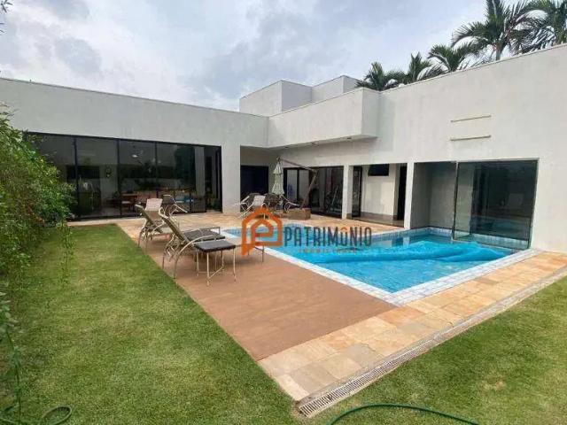 Casa / Sobrado em Condomínio para Venda em Uberaba/MG Jardim do Lago 4 Quartos