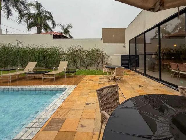 Casa / Sobrado em Condomínio para Venda em Uberaba/MG Jardim do Lago 3 Quartos