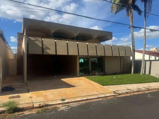 Casa / Sobrado em Condomínio para Venda em Uberaba/MG Morada das Fontes 4 Quartos
