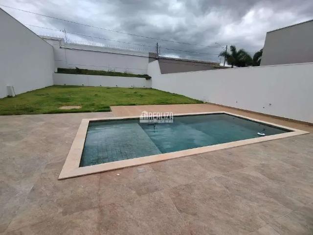 Casa / Sobrado em Condomínio para Venda em Uberaba/MG Parque do Mirante 3 Quartos