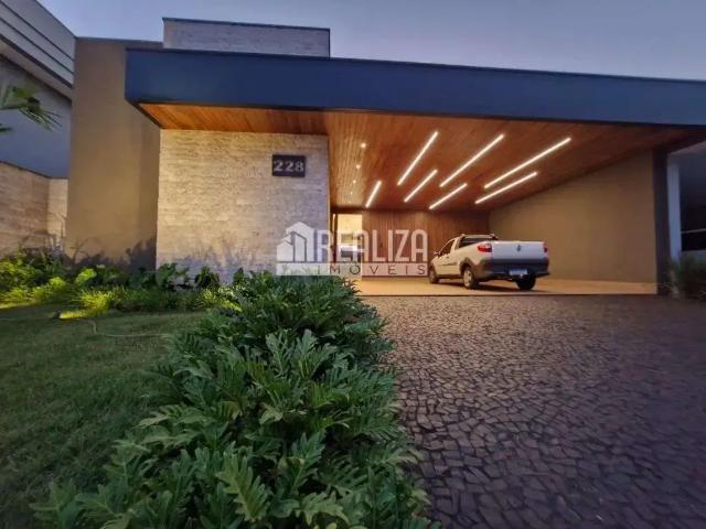 Casa / Sobrado em Condomínio para Venda em Uberaba/MG Recreio dos Bandeirantes 3 Quartos