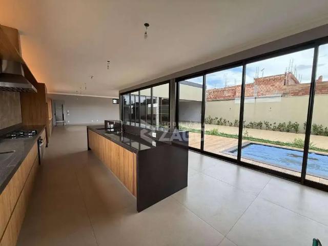 Casa / Sobrado em Condomínio para Venda em Uberaba/MG Residencial Mário de Almeida Franco 4 Quartos