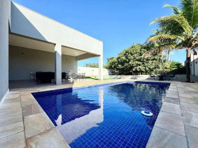Casa / Sobrado em Condomínio para Venda em Uberaba/MG Residencial Mário de Almeida Franco 5 Quartos