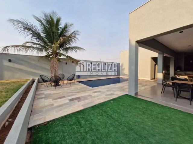 Casa / Sobrado em Condomínio para Venda em Uberaba/MG Residencial Mário de Almeida Franco 5 Quartos
