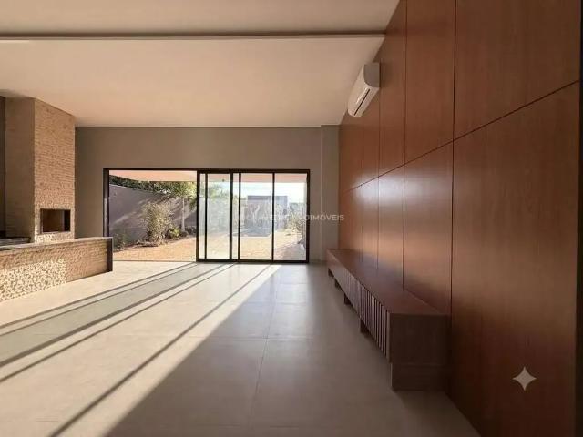 Casa / Sobrado em Condomínio para Venda em Uberaba/MG Residencial Mário de Almeida Franco 6 Quartos