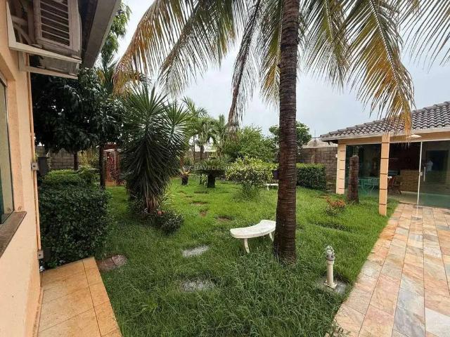 Casa / Sobrado em Condomínio para Venda em Uberaba/MG Residencial Mário de Almeida Franco 6 Quartos