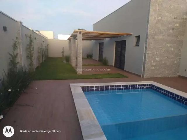 Casa / Sobrado em Condomínio para Venda em Uberaba/MG Residencial Mário de Almeida Franco 3 Quartos