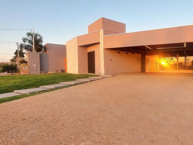 Casa / Sobrado em Condomínio para Venda em Uberaba/MG Residencial Mário de Almeida Franco 3 Quartos