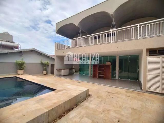 Casa / Sobrado em Condomínio para Venda em Uberaba/MG São Sebastião 5 Quartos