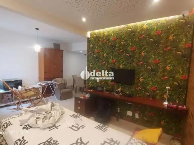Casa / Sobrado em Condomínio para Venda em Uberlândia/MG Tubalina 3 Quartos