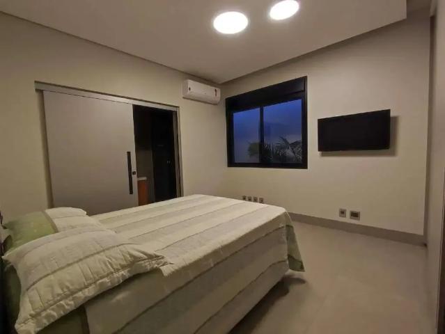 Casa / Sobrado em Condomínio para Venda em Uberlândia/MG Varanda Sul 3 Quartos