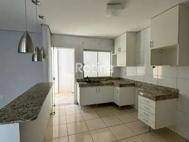 Casa / Sobrado em Condomínio para Venda em Uberlândia/MG Vigilato Pereira 2 Quartos