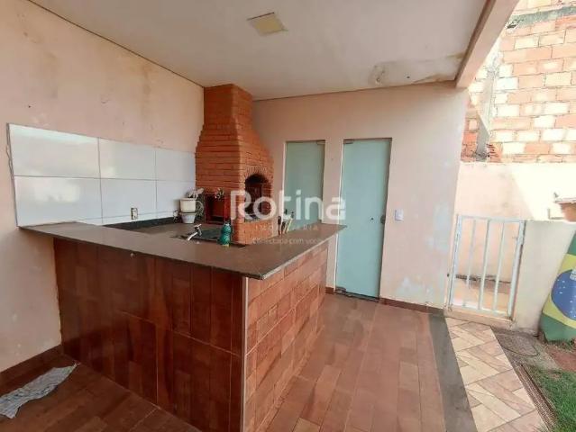 Casa / Sobrado em Condomínio para Venda em Uberlândia/MG Aclimação 2 Quartos