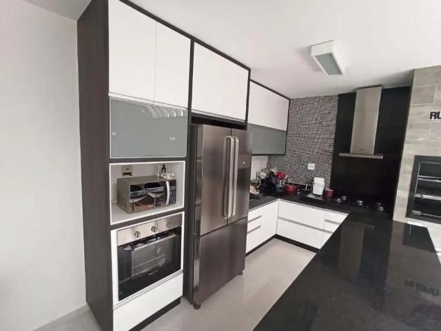 Casa / Sobrado em Condomínio para Venda em Uberlândia/MG Aclimação 2 Quartos