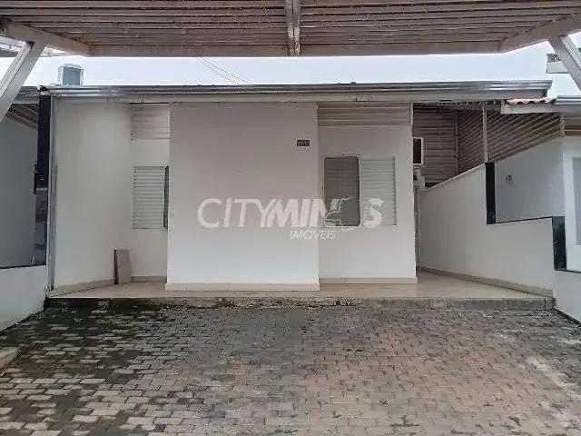 Casa / Sobrado em Condomínio para Venda em Uberlândia/MG Aclimação 3 Quartos
