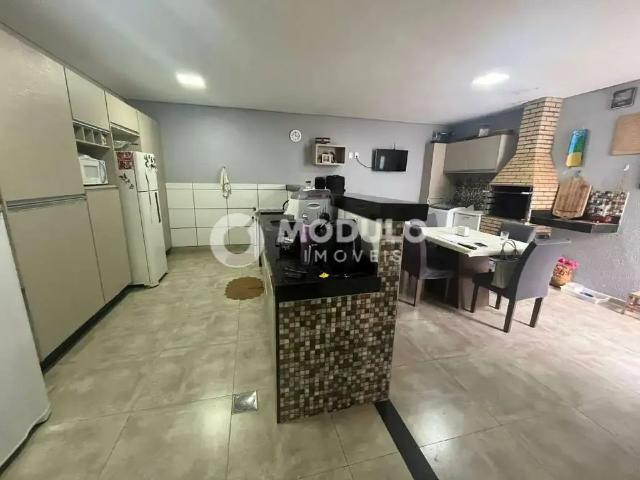 Casa / Sobrado em Condomínio para Venda em Uberlândia/MG Aclimação 3 Quartos