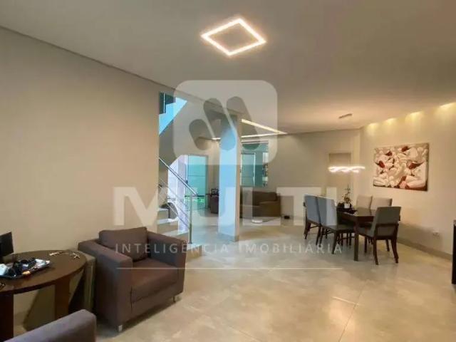 Casa / Sobrado em Condomínio para Venda em Uberlândia/MG Aclimação 3 Quartos