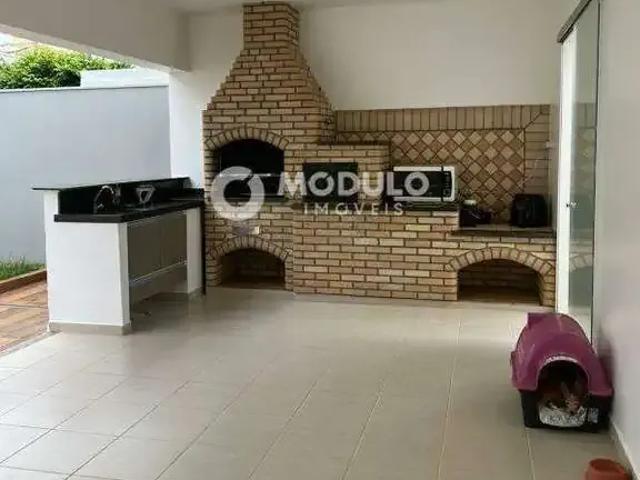 Casa / Sobrado em Condomínio para Venda em Uberlândia/MG Aclimação 3 Quartos