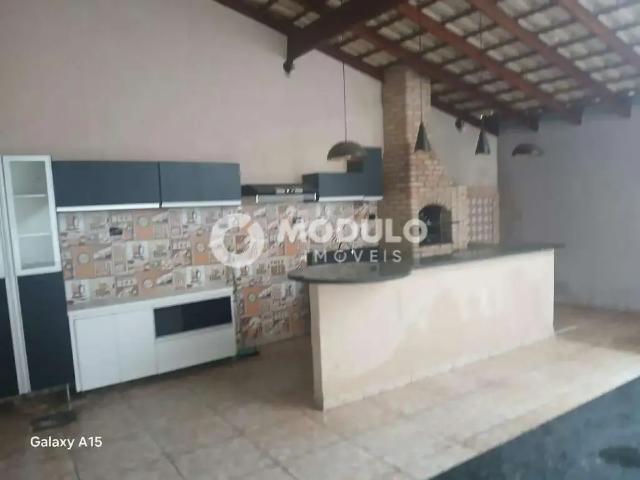 Casa / Sobrado em Condomínio para Venda em Uberlândia/MG Aclimação 3 Quartos