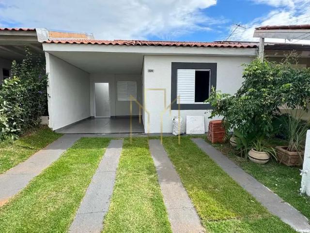 Casa / Sobrado em Condomínio para Venda em Uberlândia/MG Aclimação 3 Quartos