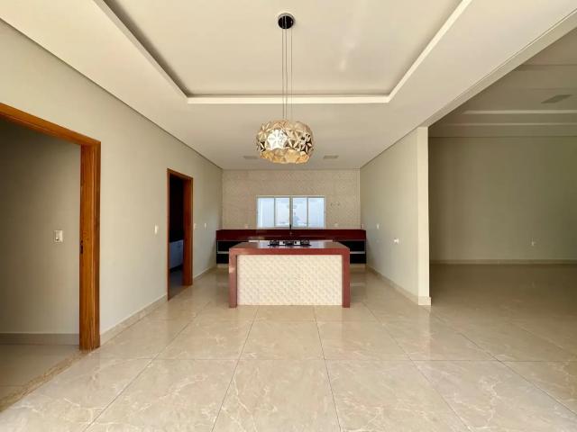 Casa / Sobrado em Condomínio para Venda em Uberlândia/MG Gávea 3 Quartos