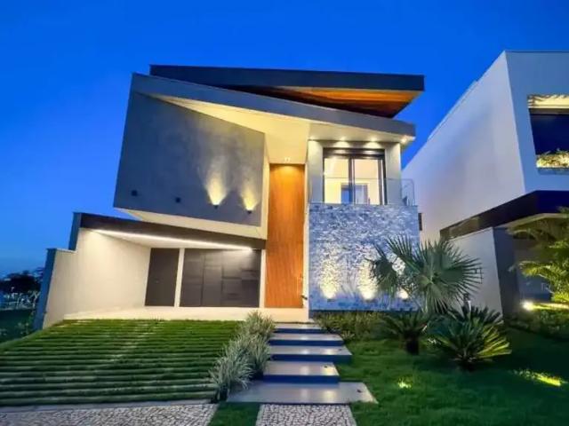 Casa / Sobrado em Condomínio para Venda em Uberlândia/MG Gávea 3 Quartos