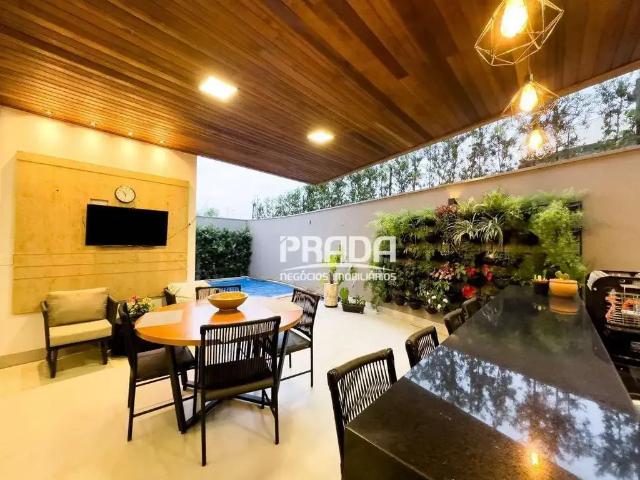 Casa / Sobrado em Condomínio para Venda em Uberlândia/MG Grand Ville 4 Quartos
