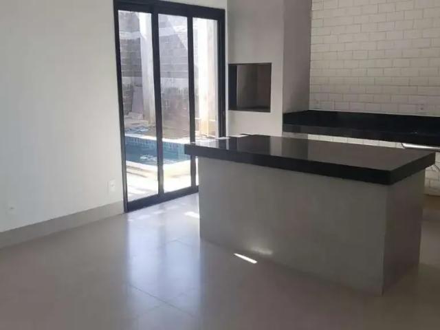 Casa / Sobrado em Condomínio para Venda em Uberlândia/MG Grand Ville 3 Quartos