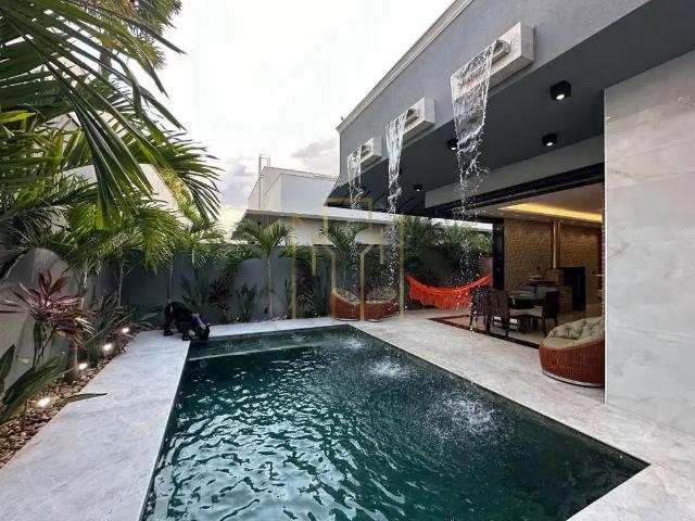 Casa / Sobrado em Condomínio para Venda em Uberlândia/MG Granja Marileusa 3 Quartos