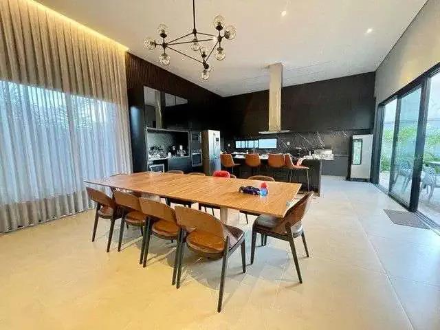 Casa / Sobrado em Condomínio para Venda em Uberlândia/MG Granja Marileusa 3 Quartos
