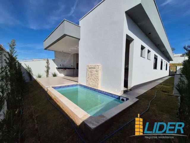 Casa / Sobrado em Condomínio para Venda em Uberlândia/MG Granja Marileusa 3 Quartos