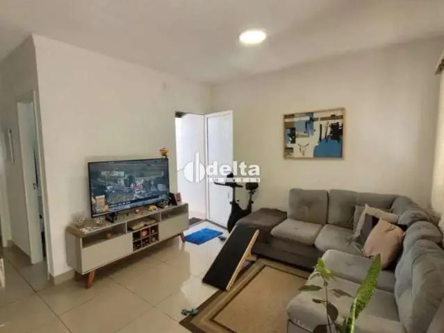 Casa / Sobrado em Condomínio para Venda em Uberlândia/MG Jardim Califórnia 2 Quartos