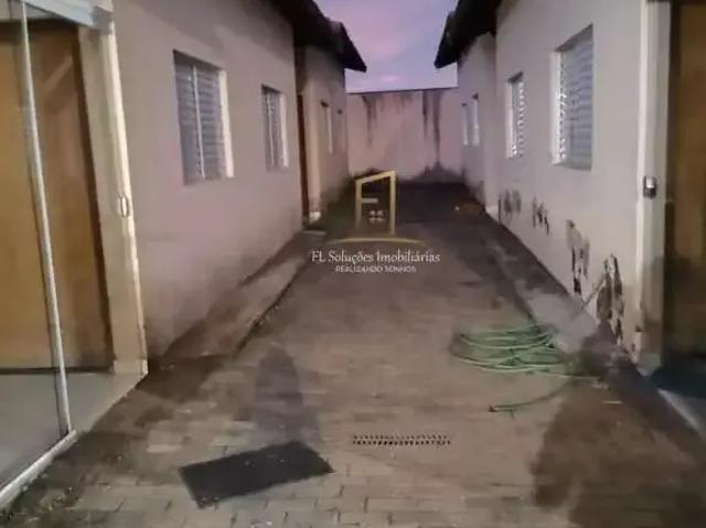 Casa / Sobrado em Condomínio para Venda em Uberlândia/MG Jardim Europa 2 Quartos